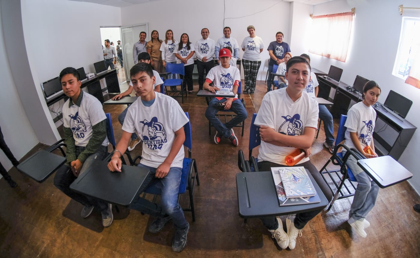 Celebra UAQ arranque de clases del plantel Corregidora, en Charco ...
