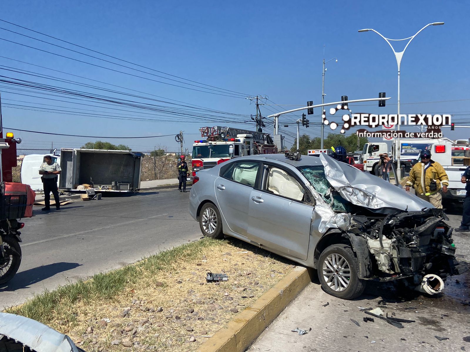 Fuerte choque automovilístico en av Tlacote - Reqronexion - Información ...