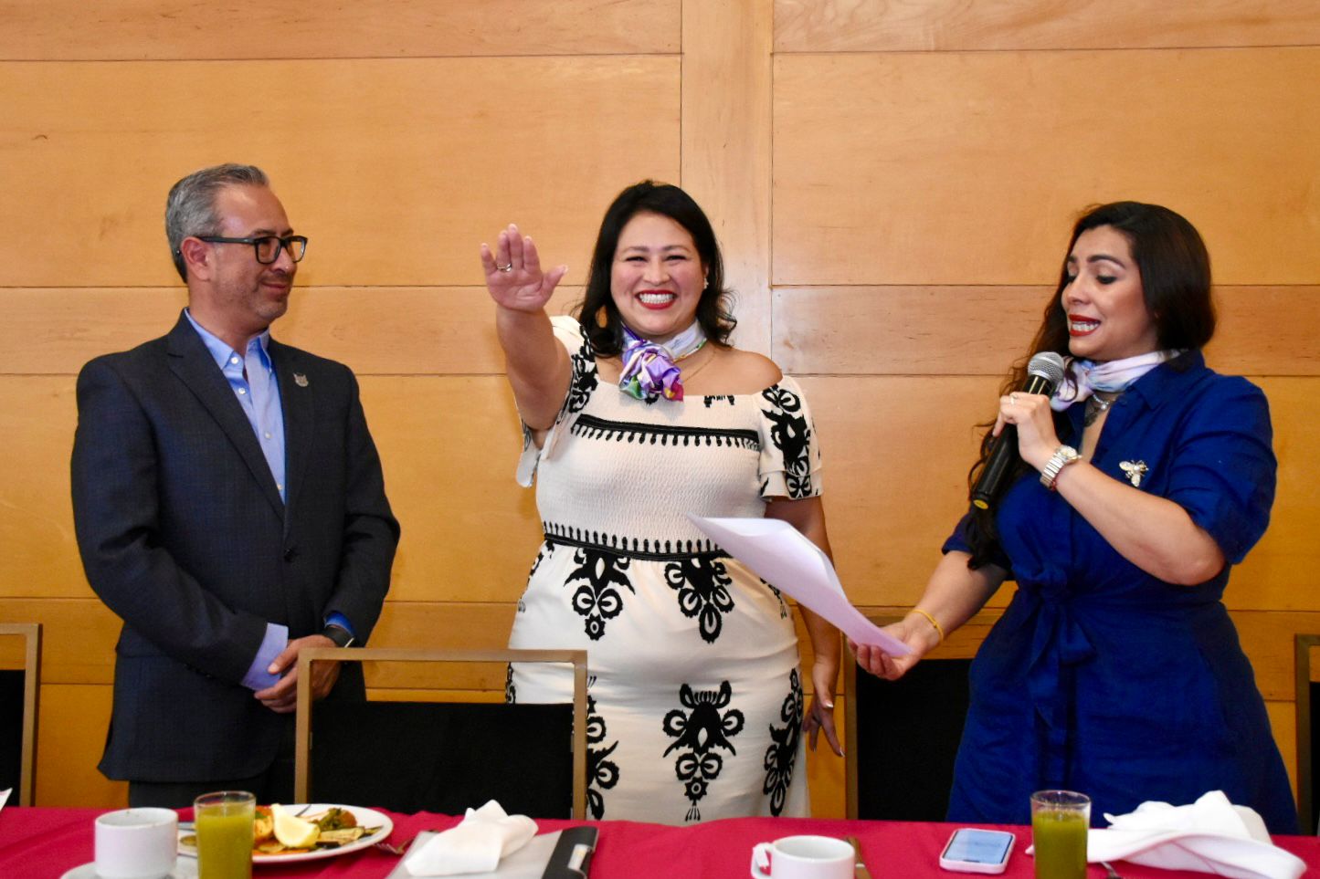 Mariana Reyes Asume la Presidencia de AMA Región Bajío - Reqronexion ...