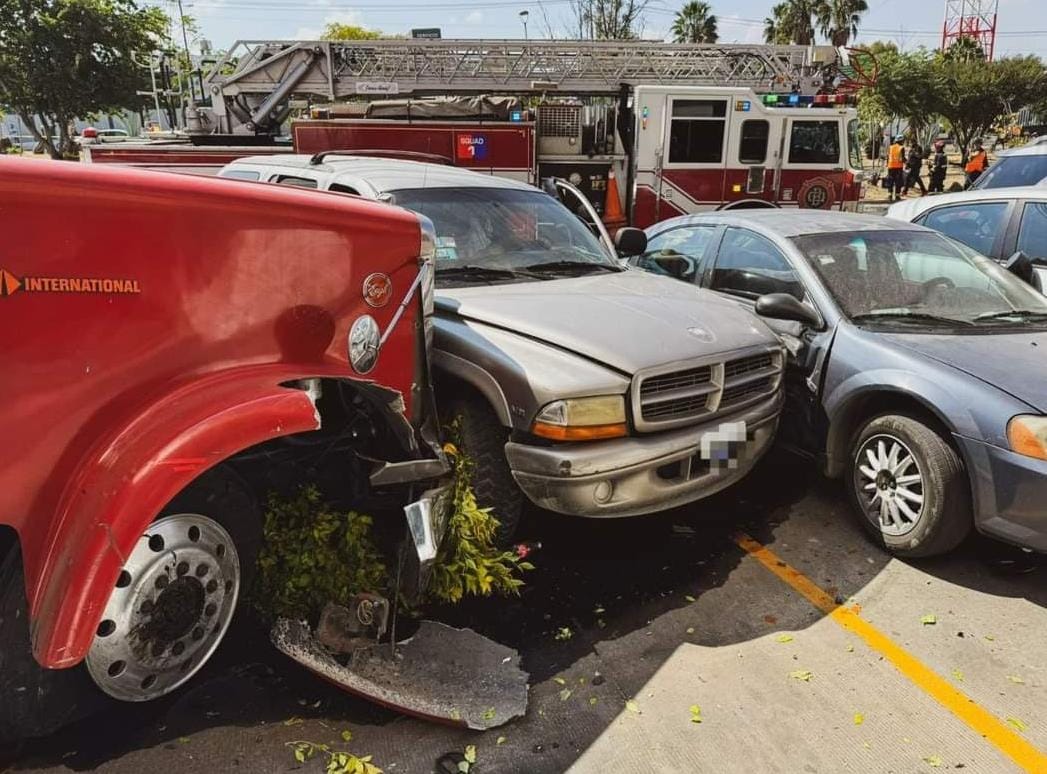 Pipa Se Queda Sin Frenos Y Ocasiona Fatal Accidente Reqronexion