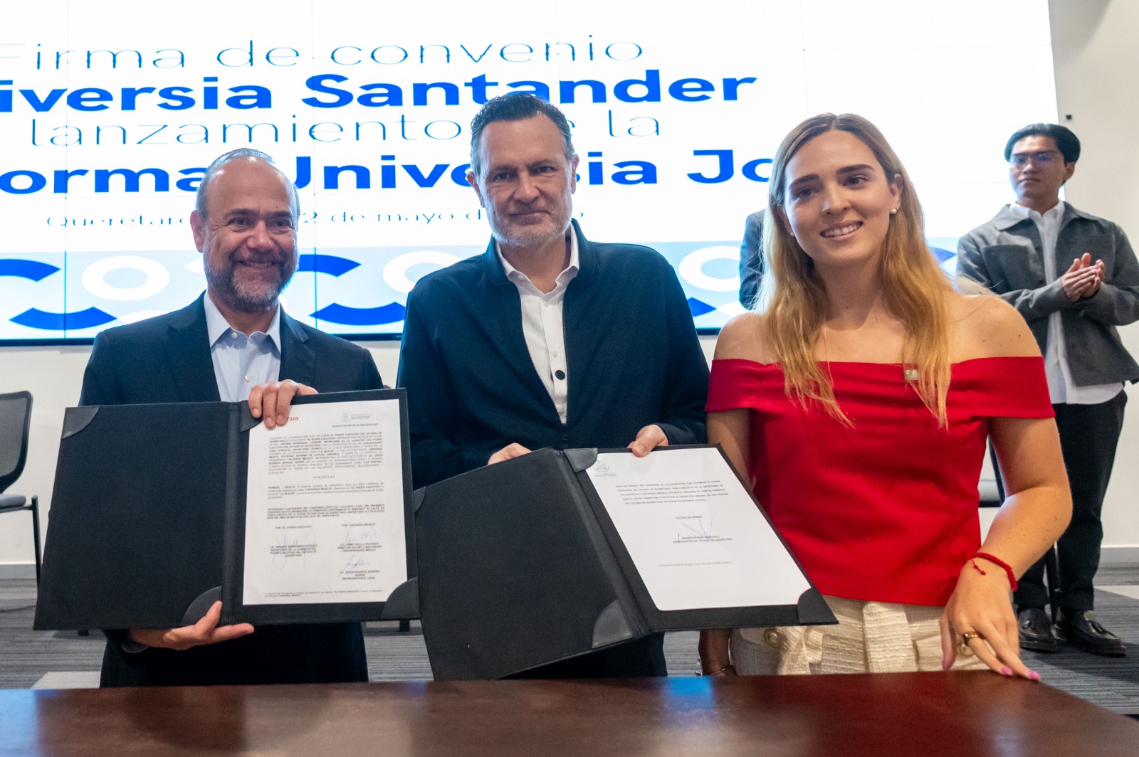 Querétaro y Santander México lanzan plataforma Universia Jobs para conectar a jóvenes con el ...